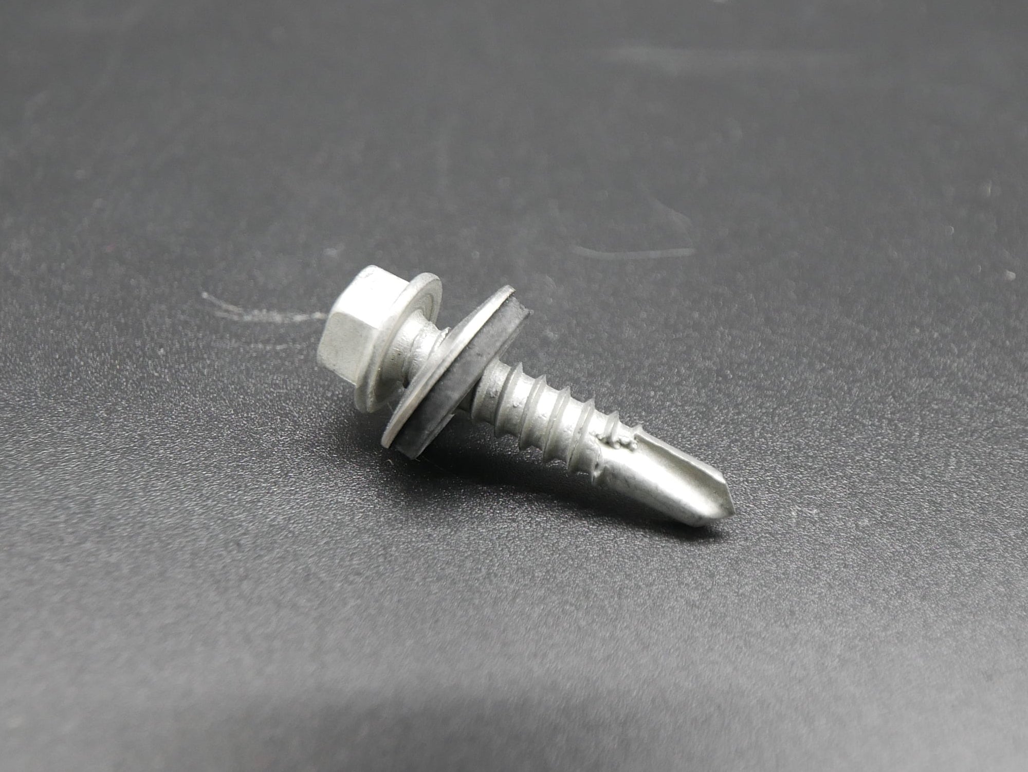 #12 x 1" Tek Screws with Washers – Atlas Greenhouse